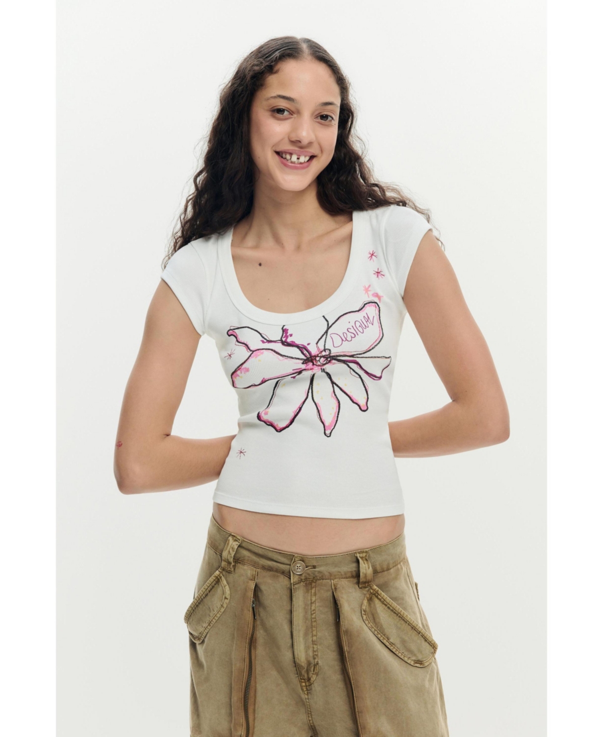 Click here for Desigual Womens Fitted flower t-shirt - White prices