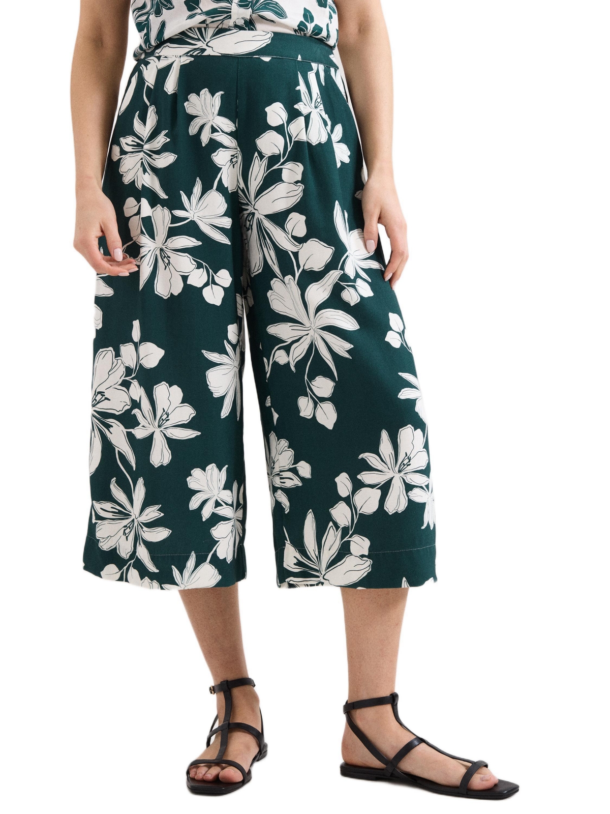 Click here for Phase Eight Womens Josie Floral Print Culotte Trou... prices