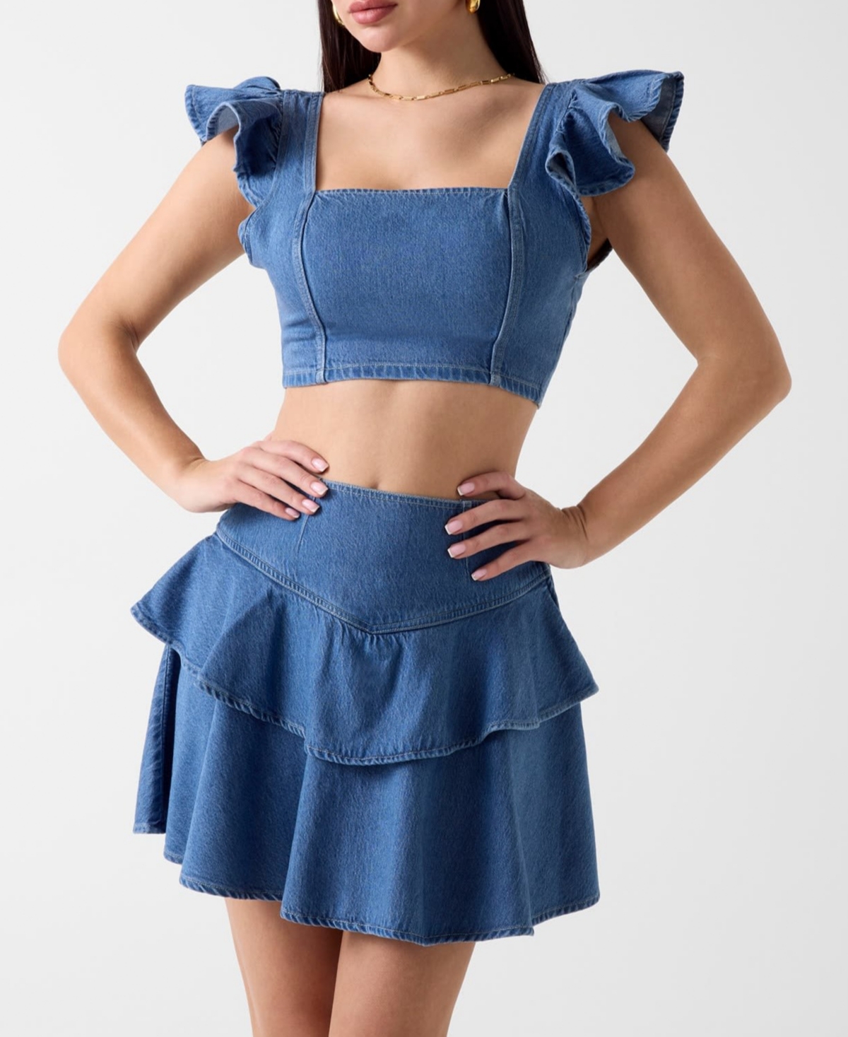 Click here for Guess Womens Leah Crop Top - Holland prices