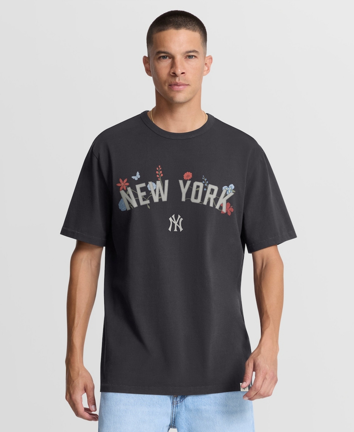Click here for Fanatics Mens Anthracite New York Yankees Bloom T-... prices