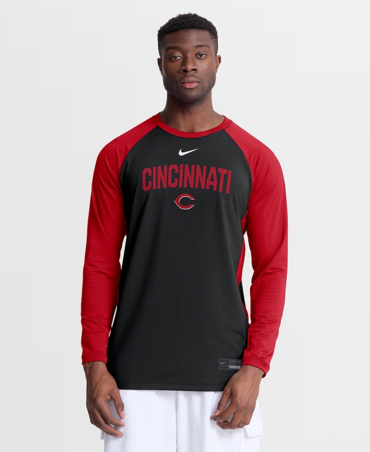 Click here for Nike Mens Black Cincinnati Reds Authentic Collecti... prices