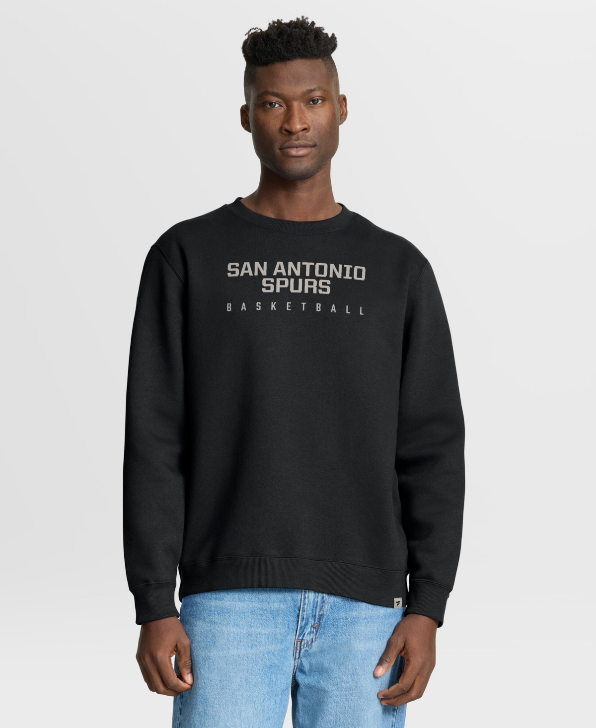 Click here for Fanatics Mens Black San Antonio Spurs Crossover Co... prices