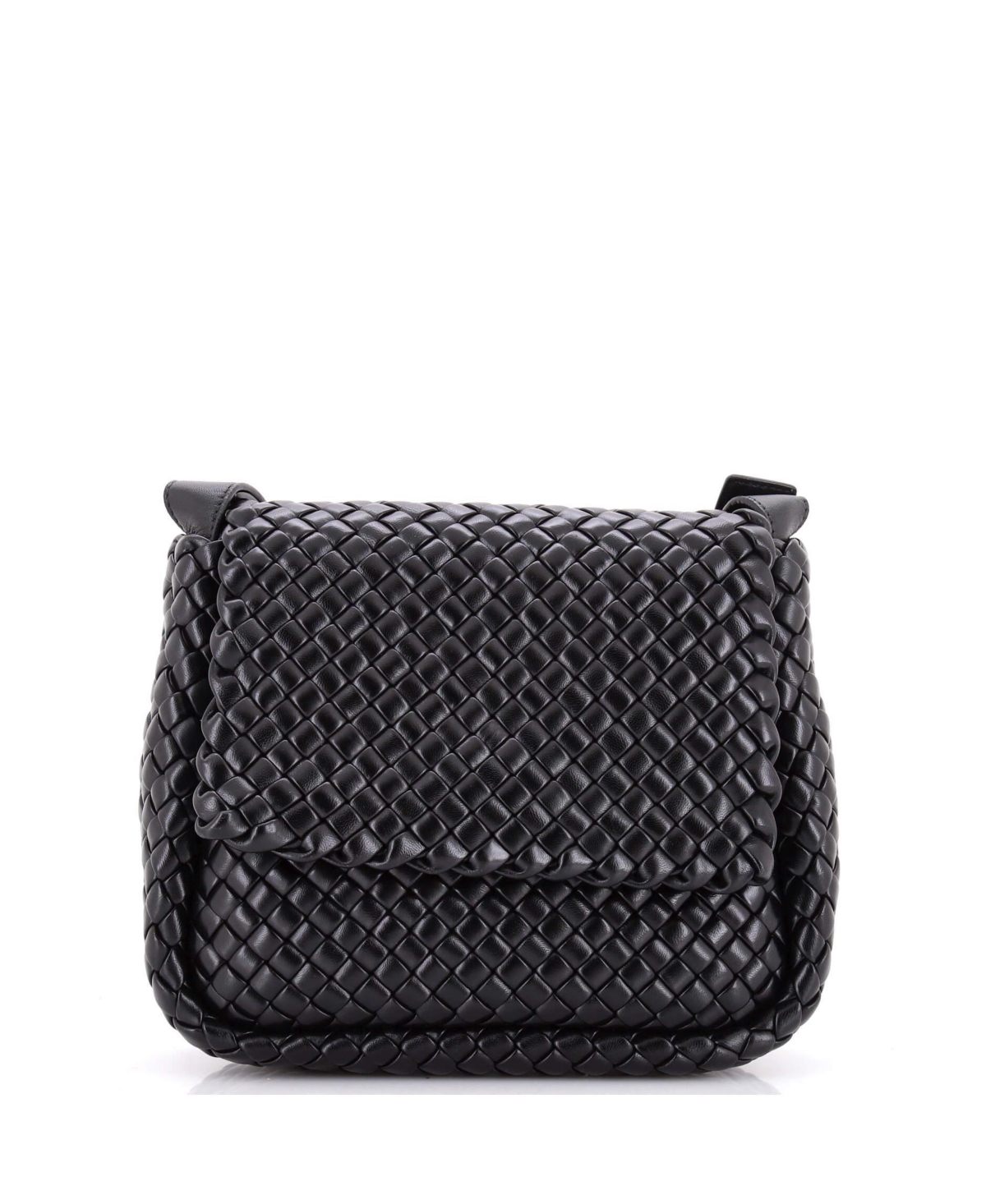 Click here for Pre-Owned Bottega Veneta Small Cobble Flap Shoulde... prices