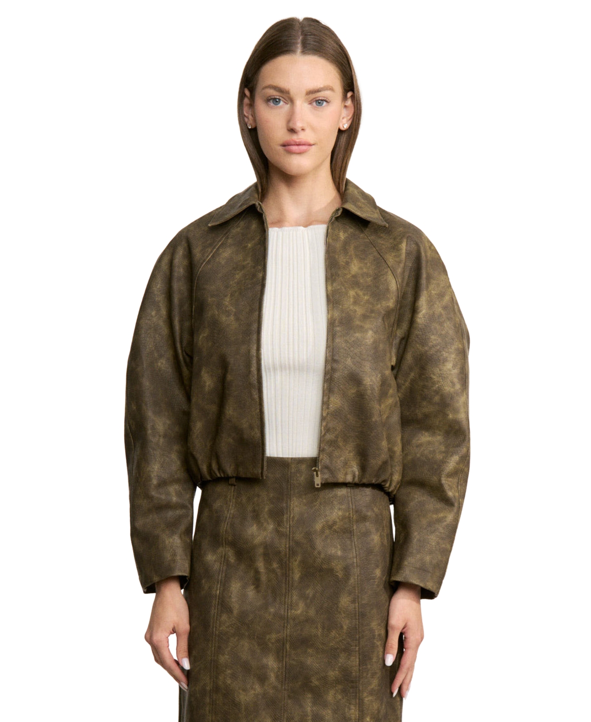 Click here for En Saison Womens Margot Zipper Front Jacket - Oliv... prices