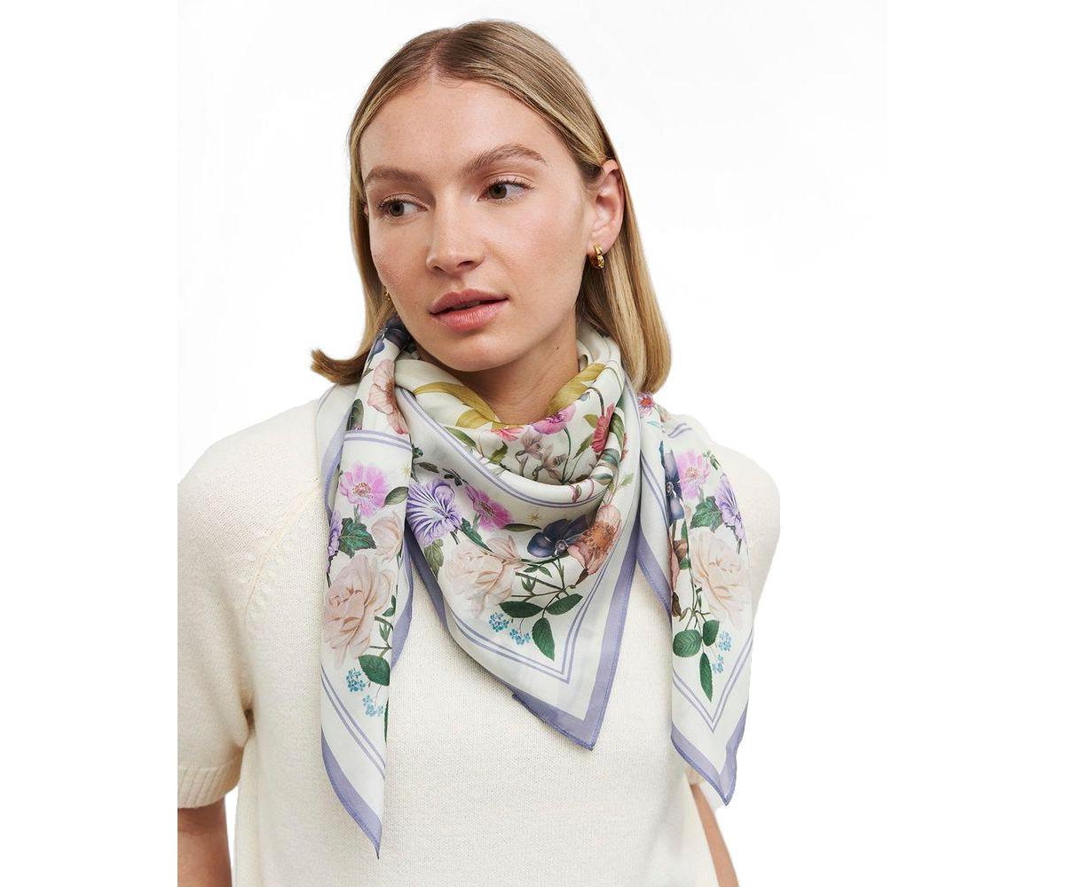 Click here for Fable England Womens Selene Narrative Medium Squar... prices