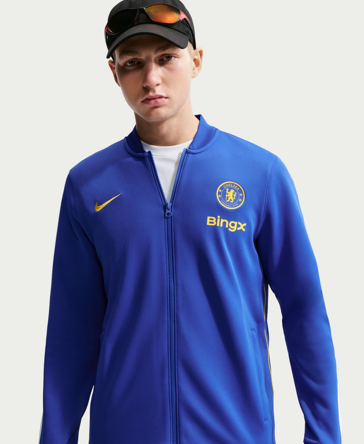 Click here for Nike Mens Blue Chelsea Strike Full-Zip Dri-fit Jac... prices