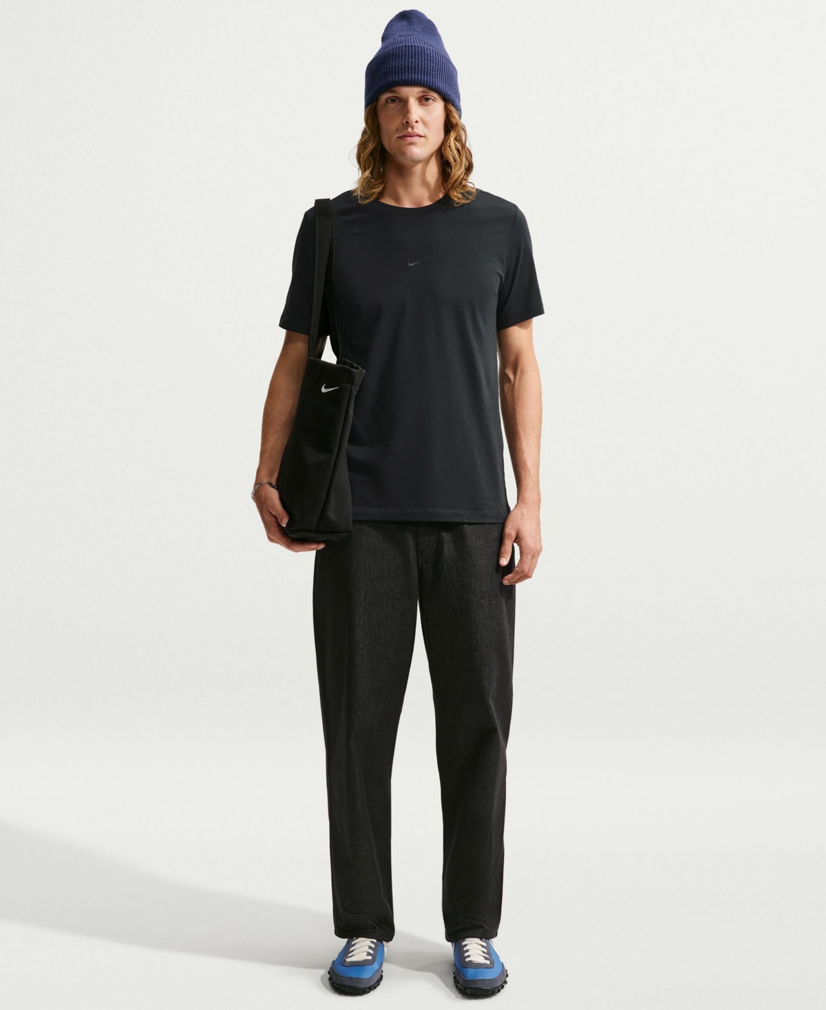 Click here for Nike Mens Crewneck T-Shirt - Black prices