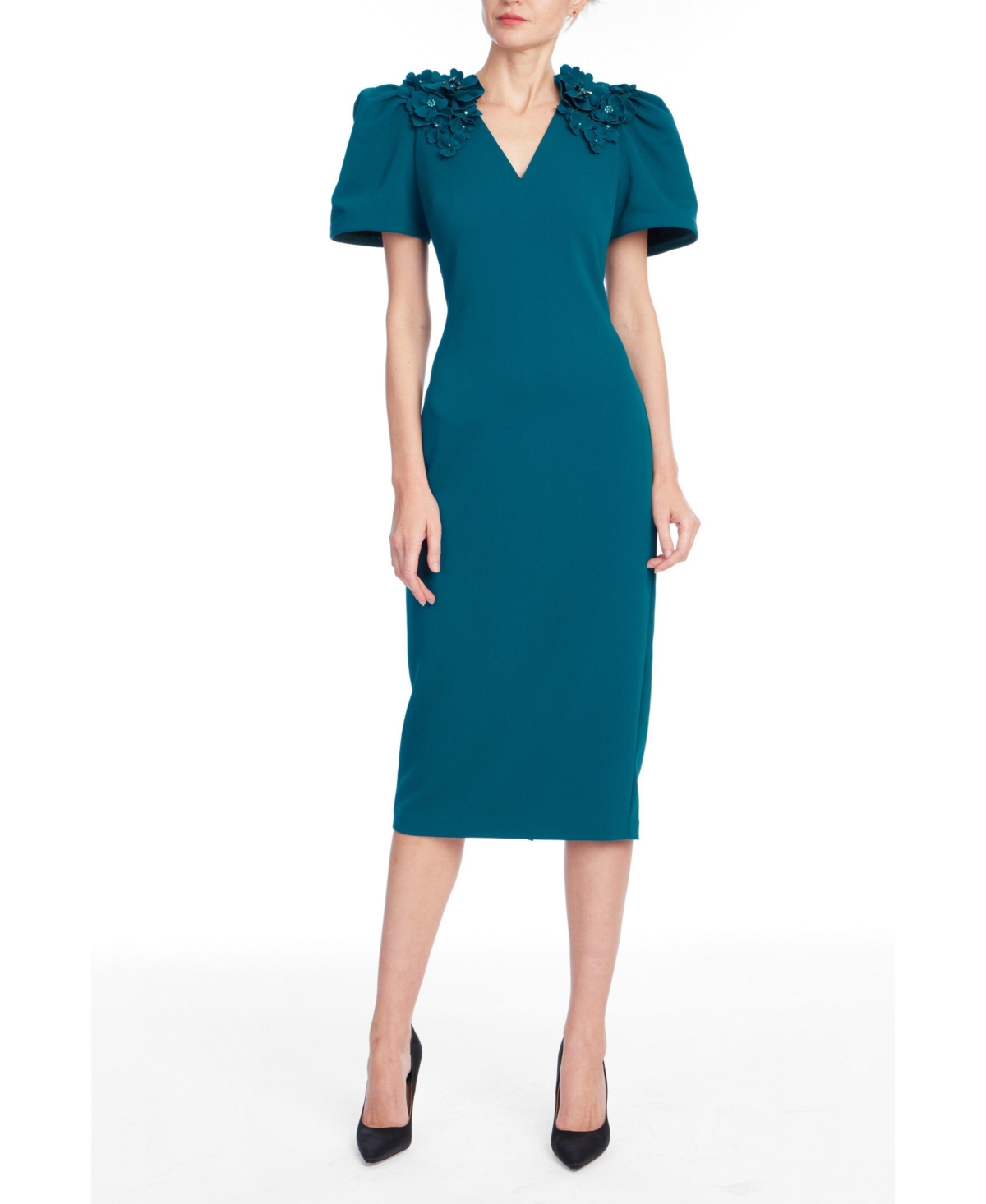 Click here for Badgley Mischka Womens The Embellished Shoulder Co... prices