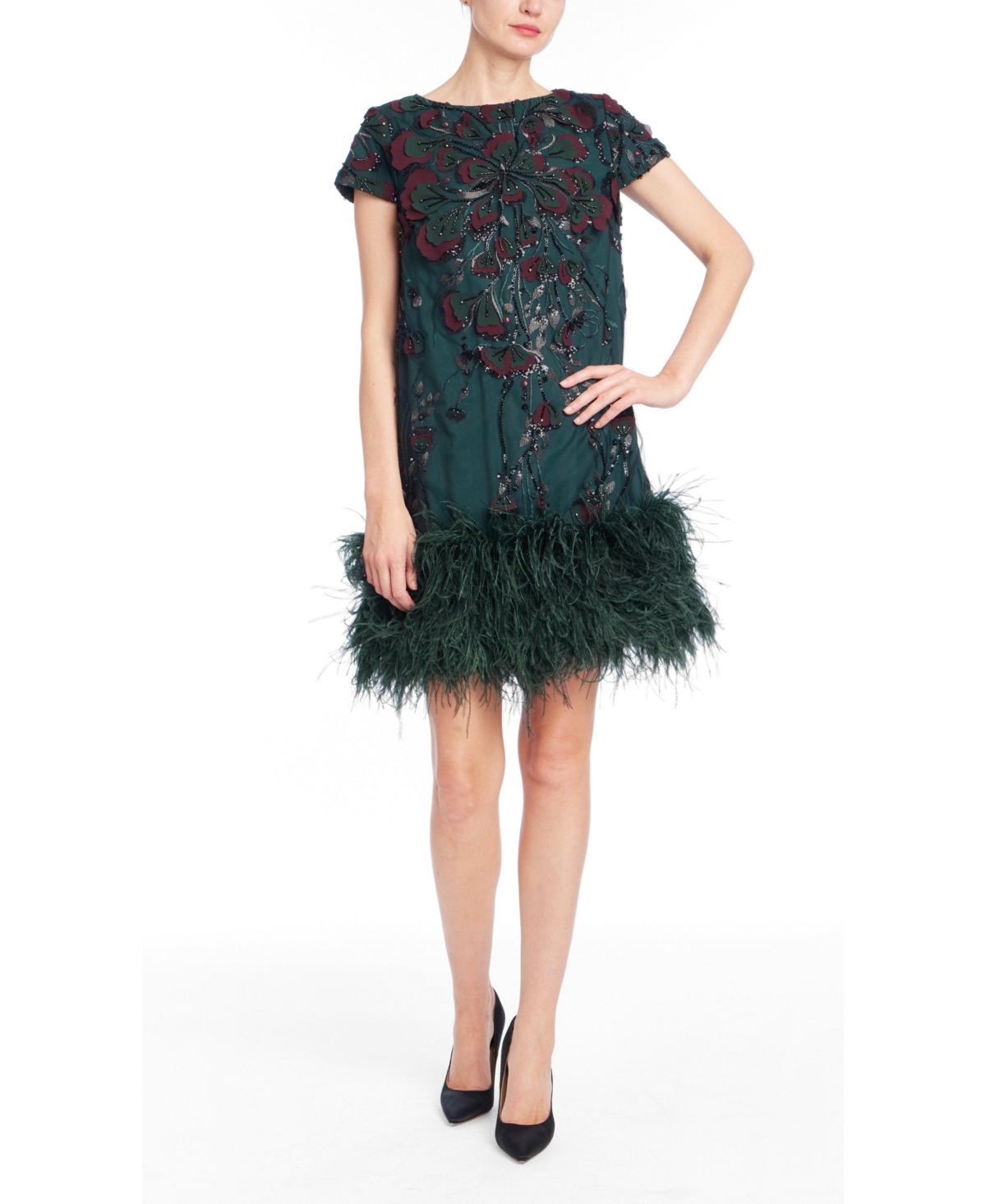 Click here for Badgley Mischka Womens Sequin Embroidered Feather... prices