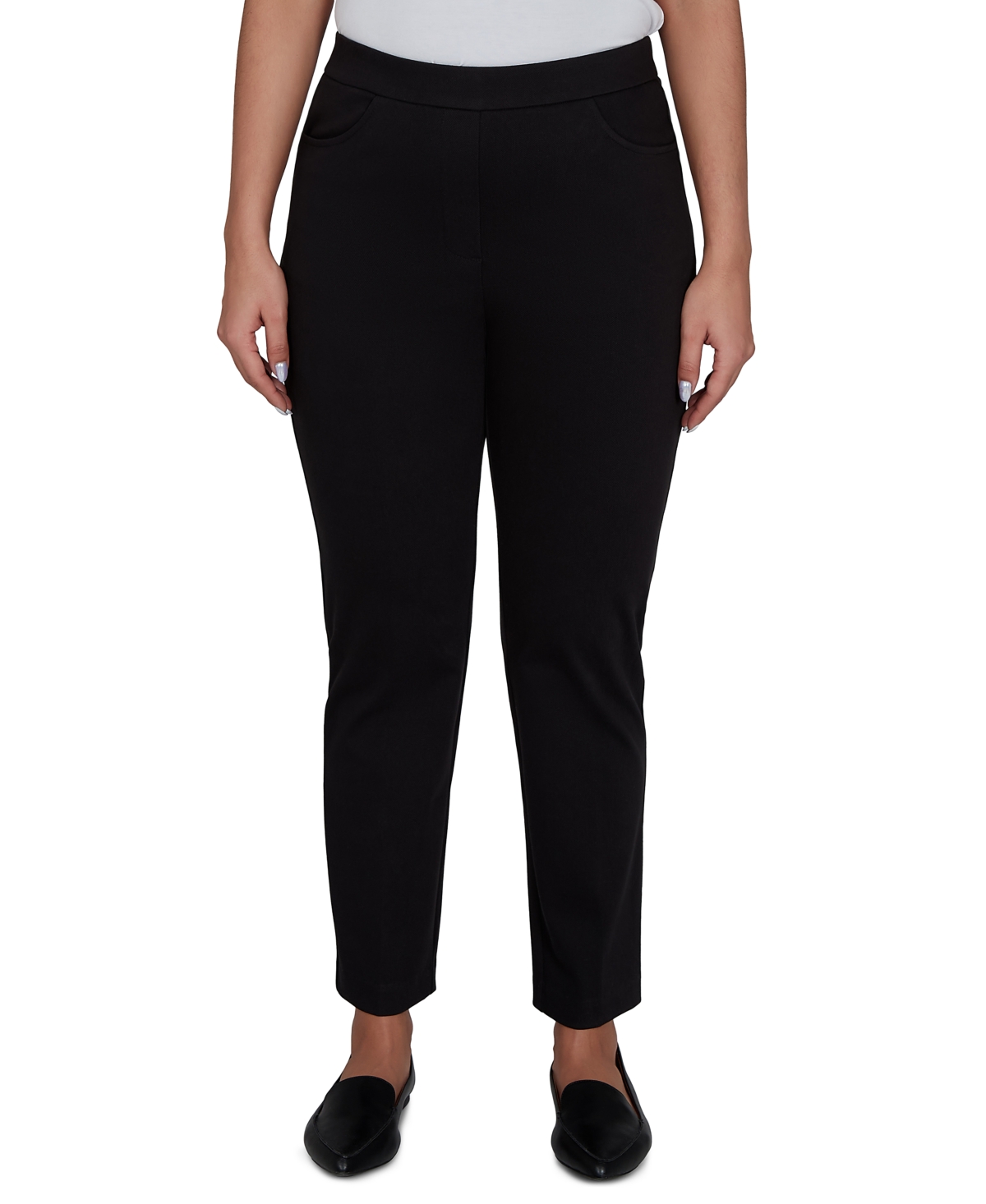 Click here for Alfred Dunner Womens Travel Advisory Pull-On Short... prices