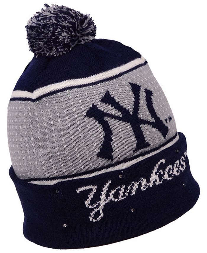 Forever Collectibles New York Yankees Big Logo Light Up Knit Hat - Macy's