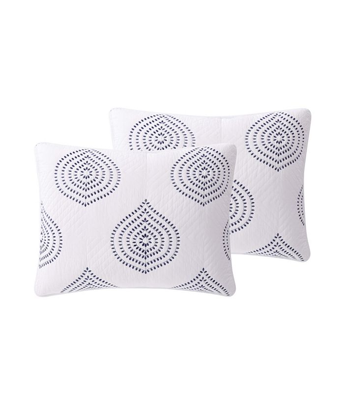 Cottage Classics Embroidered Ogee 3 Piece King Quilt Set - Macy's