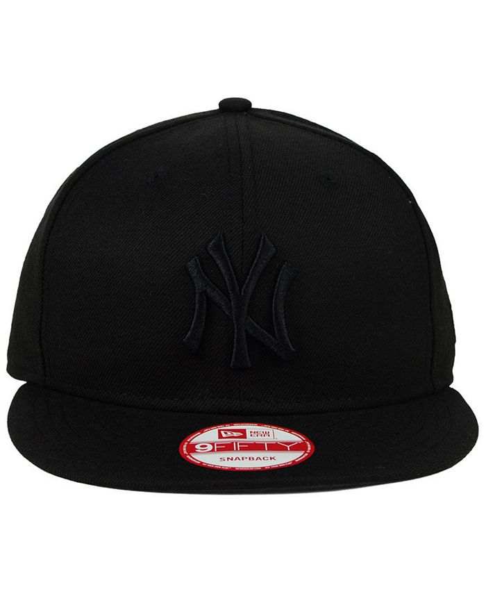 New Era New York Yankees Triple Black 9FIFTY Snapback Cap - Macy's