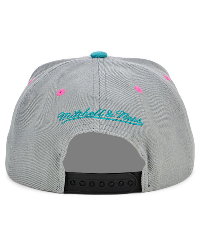 Mitchell & Ness Los Angeles Clippers Grey Wolf Mags Snapback Cap - Macy's