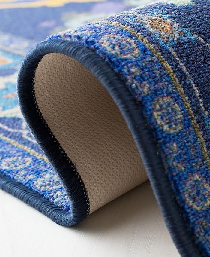 Safavieh Disney Washable Rugs Magic Carpet 3'3" x 5'3" Area Rug - Macy's