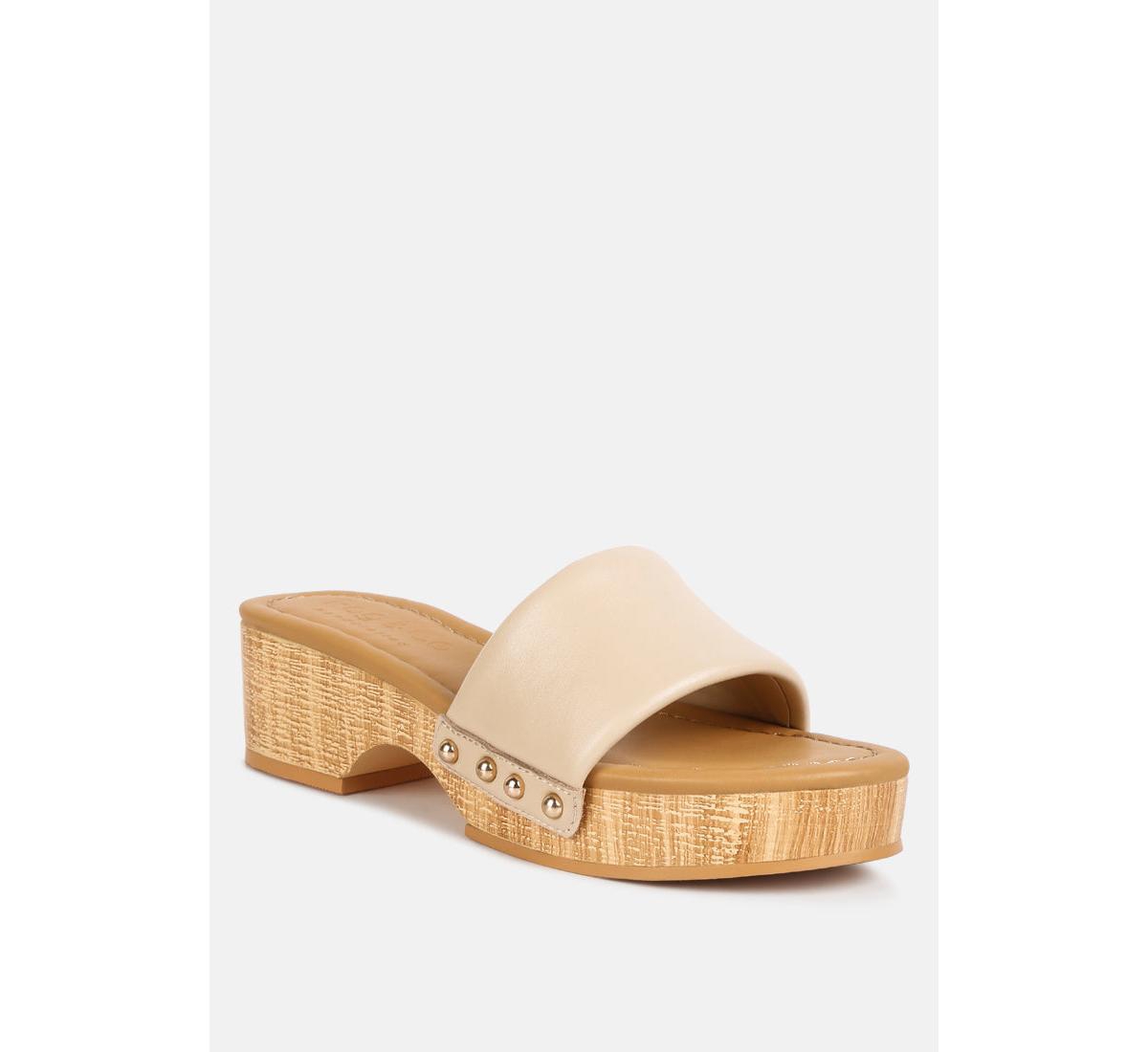 Click here for Minny Women Textured Heel Leather Slip On Sandals... prices