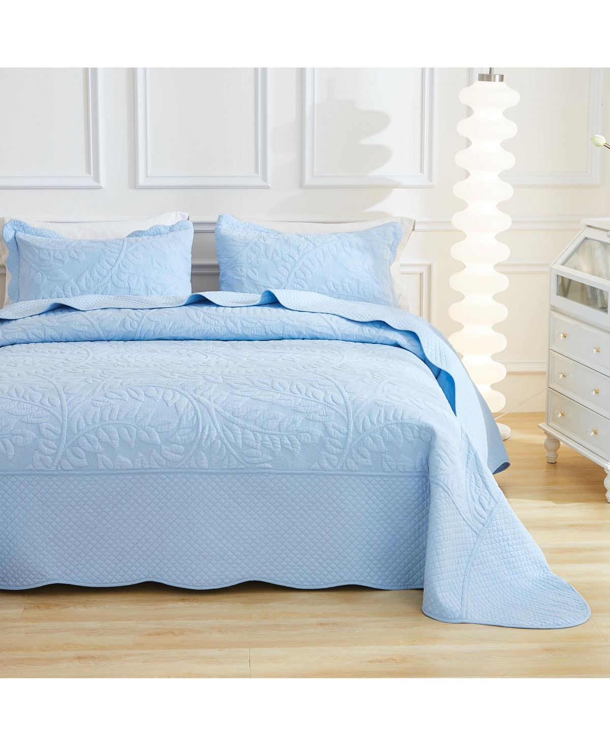 Click here for MarCielo 100 Cotton Oversized Bedspread Quilt Set... prices
