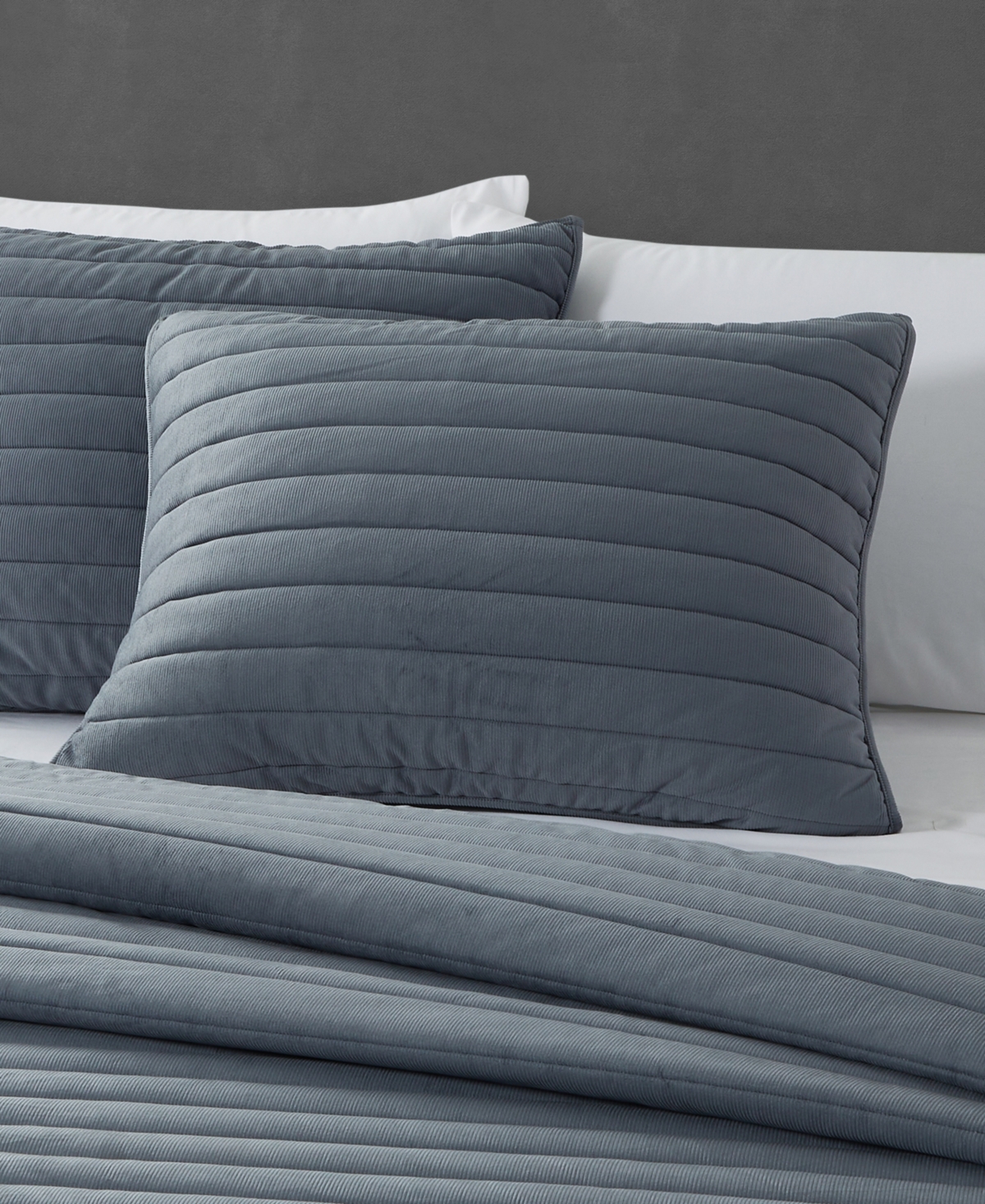 Click here for Oscar Oliver Valencia 3-Pc. Quilt Set  Full/Queen... prices