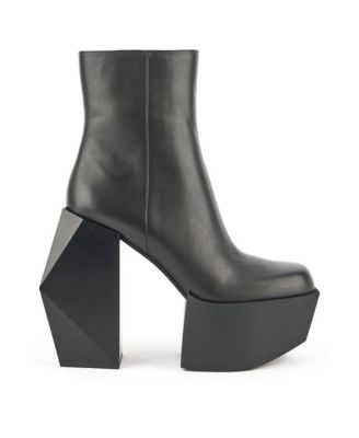 Women's Stage Boots