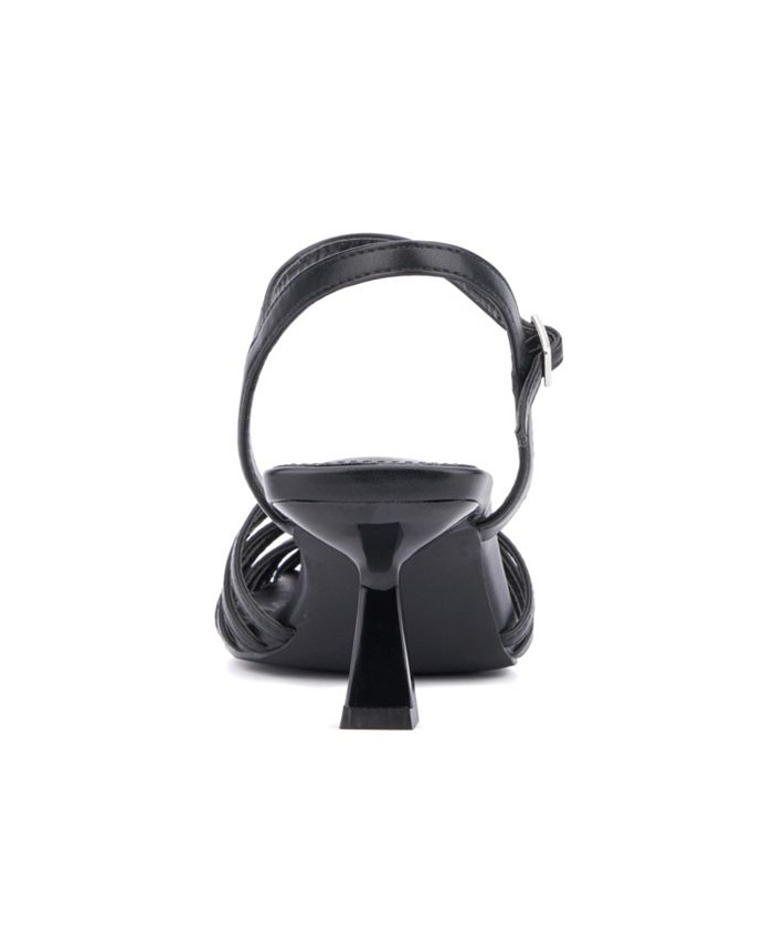 Torgeis Women's Zaida Kitten Heel Pump - Macy's