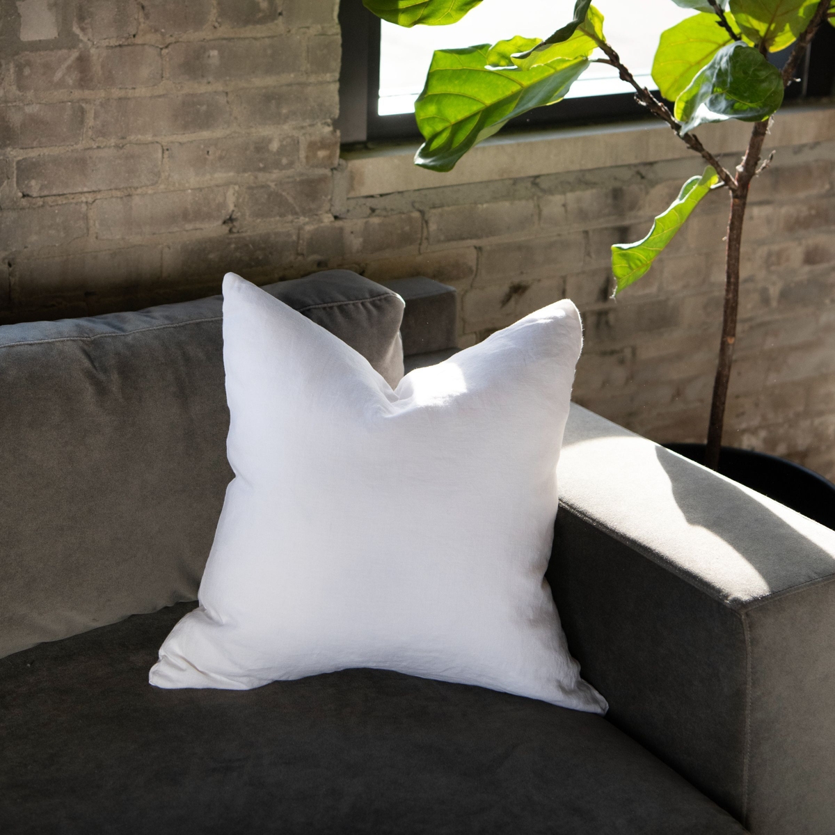 Click here for 20" x 20" French Linen Pillow with Remov... prices