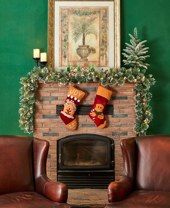 Glitzhome 9ft Pre Lit Frosted Greenery Pinecones Christmas Garland ...