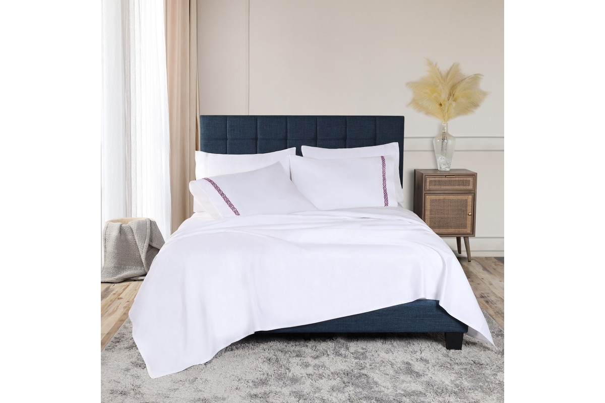 Click here for Superior Egyptian Cotton 1000 Thread Count Embroid... prices