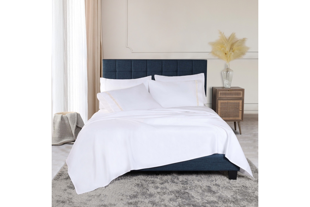 Click here for Superior Egyptian Cotton 1000 Thread Count Embroid... prices
