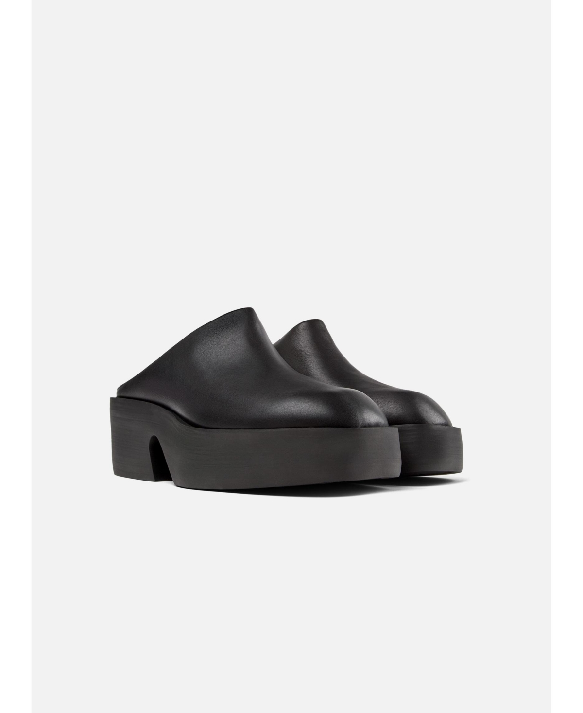 Click here for Womens Billie Clogs - Black prices