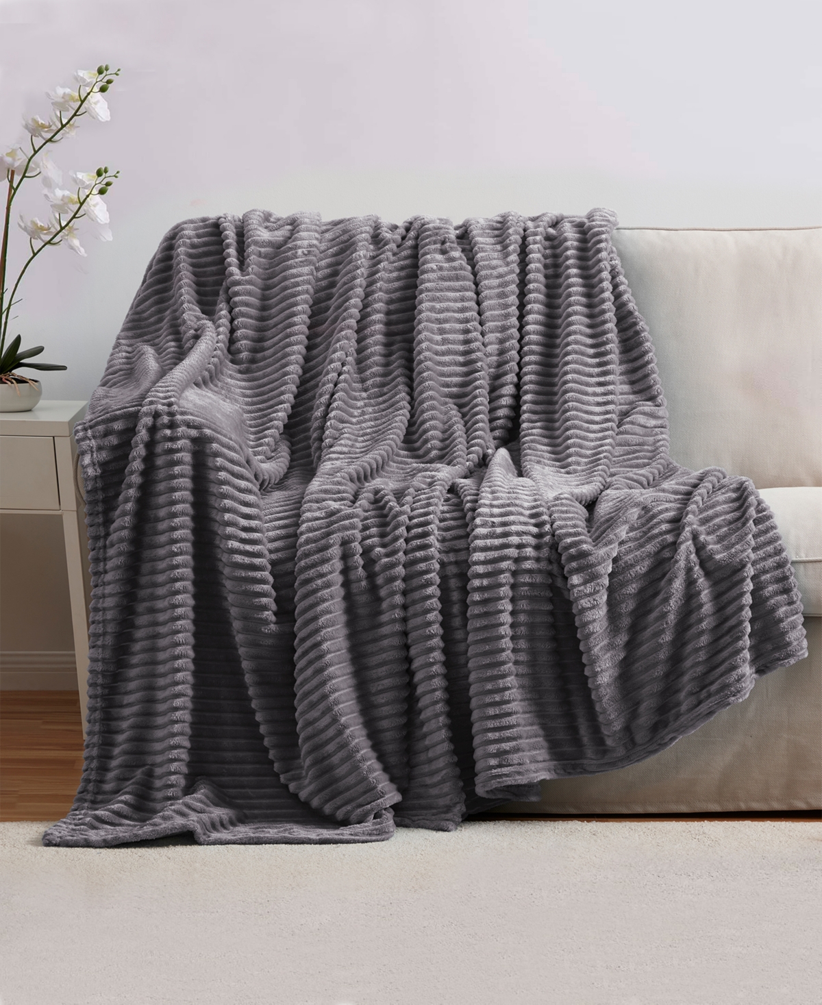 Click here for Nestl Cut Plush Lightweight Super Soft Luxury Bed... prices