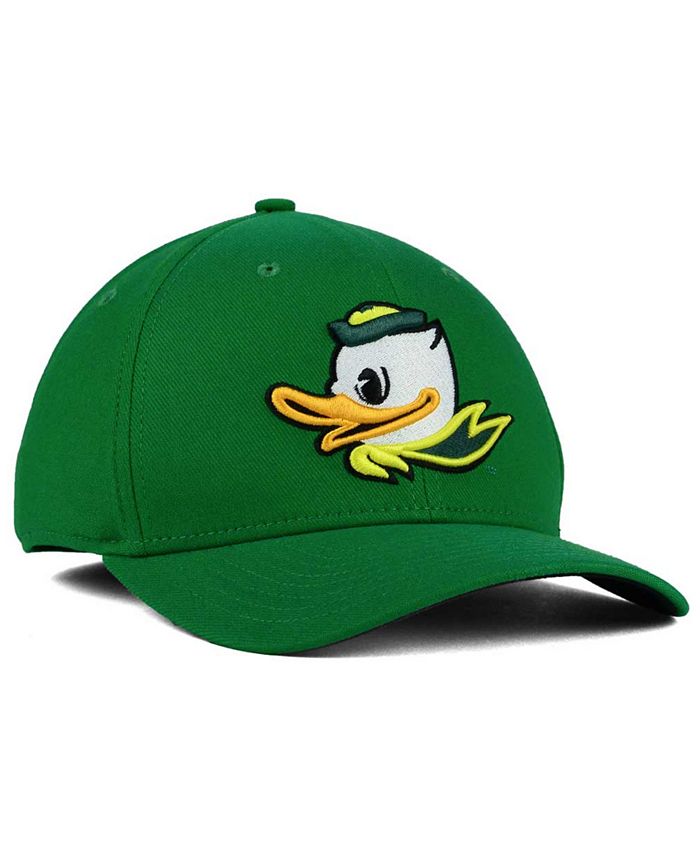 Nike Oregon Ducks Classic Swoosh Cap - Macy's