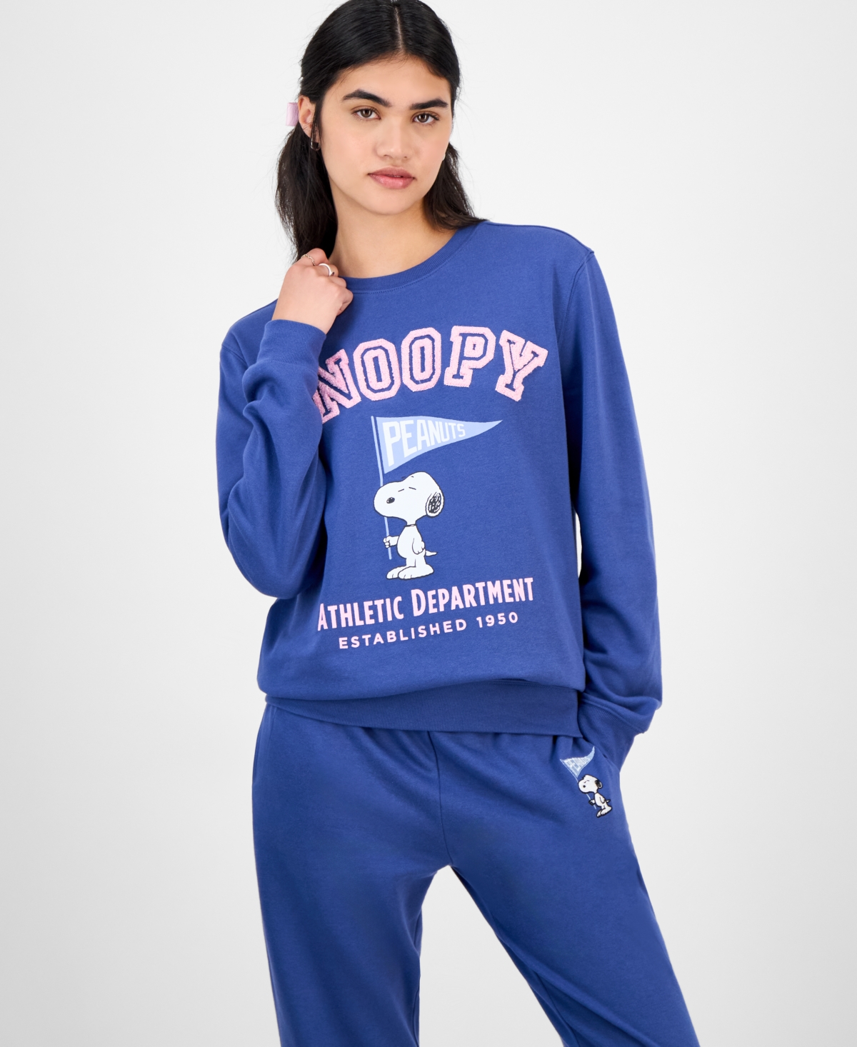 Click here for Love Tribe Juniors Sporty Snoopy Crewneck Sweatshi... prices
