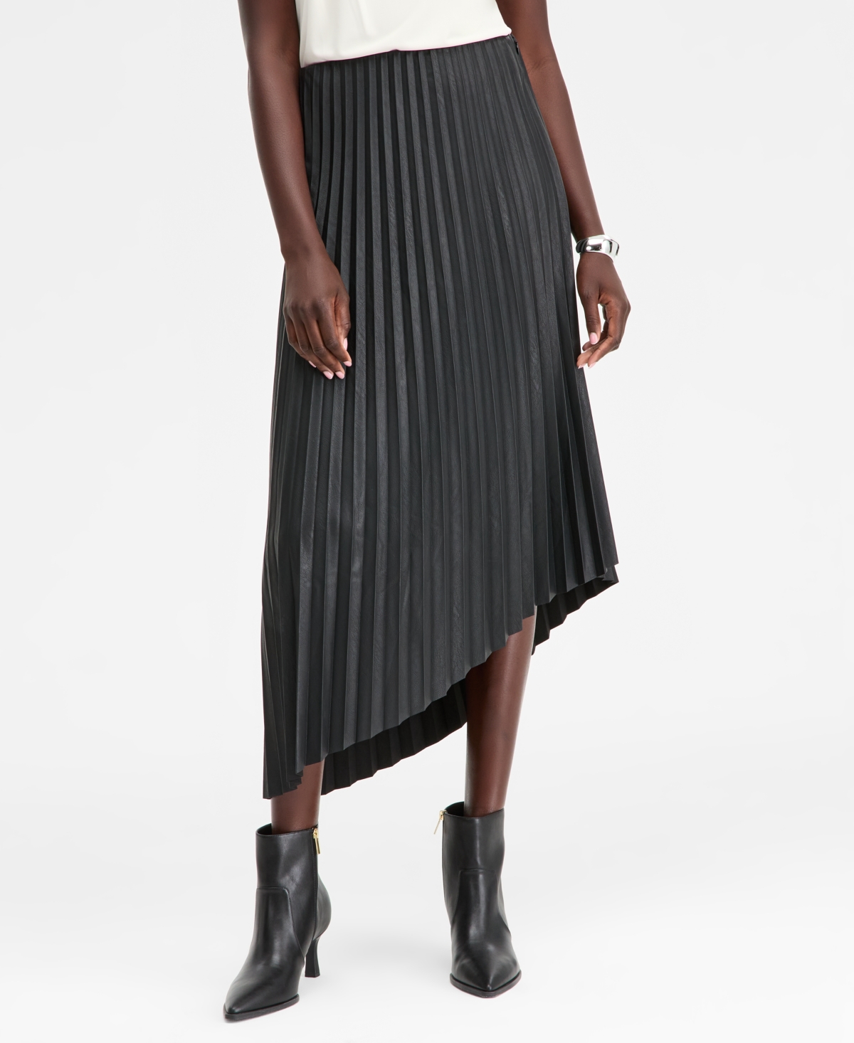 Click here for I.n.c. International Concepts Womens Pleated Faux-... prices