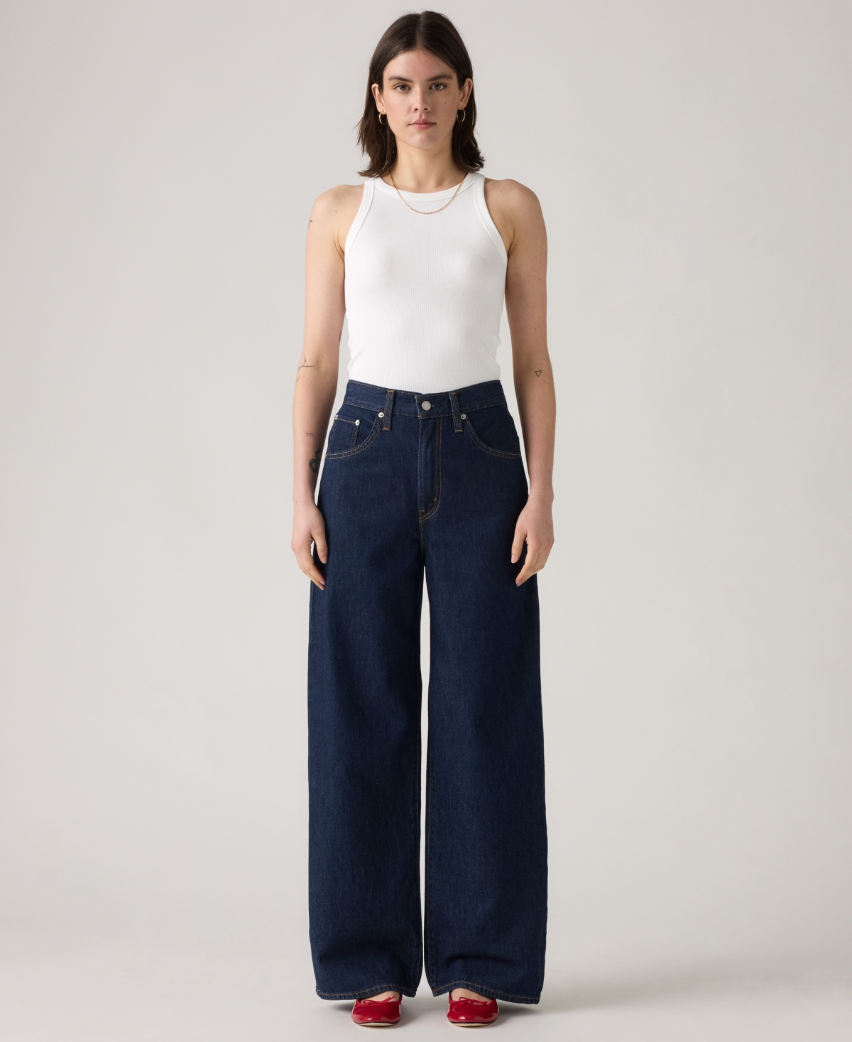 Levis Womens Cinch-Waist Lightweight Baggy Jeans - Reign Of The Rinse