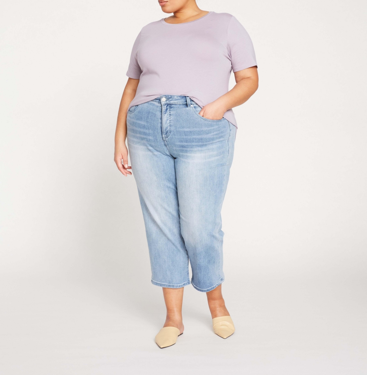 Click here for Universal Standard Womens Bae Boyfriend Crop Jeans... prices