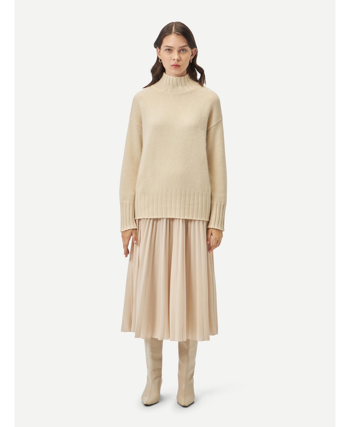 Click here for Gobi Cashmere Womens Relaxed-Fit Cashmere Turtlene... prices