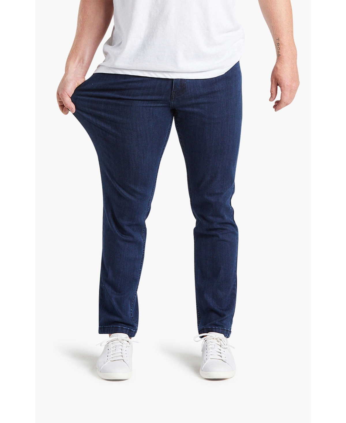 Click here for Mugsy Mens Classic Fit Jeans (Signature Stretch De... prices