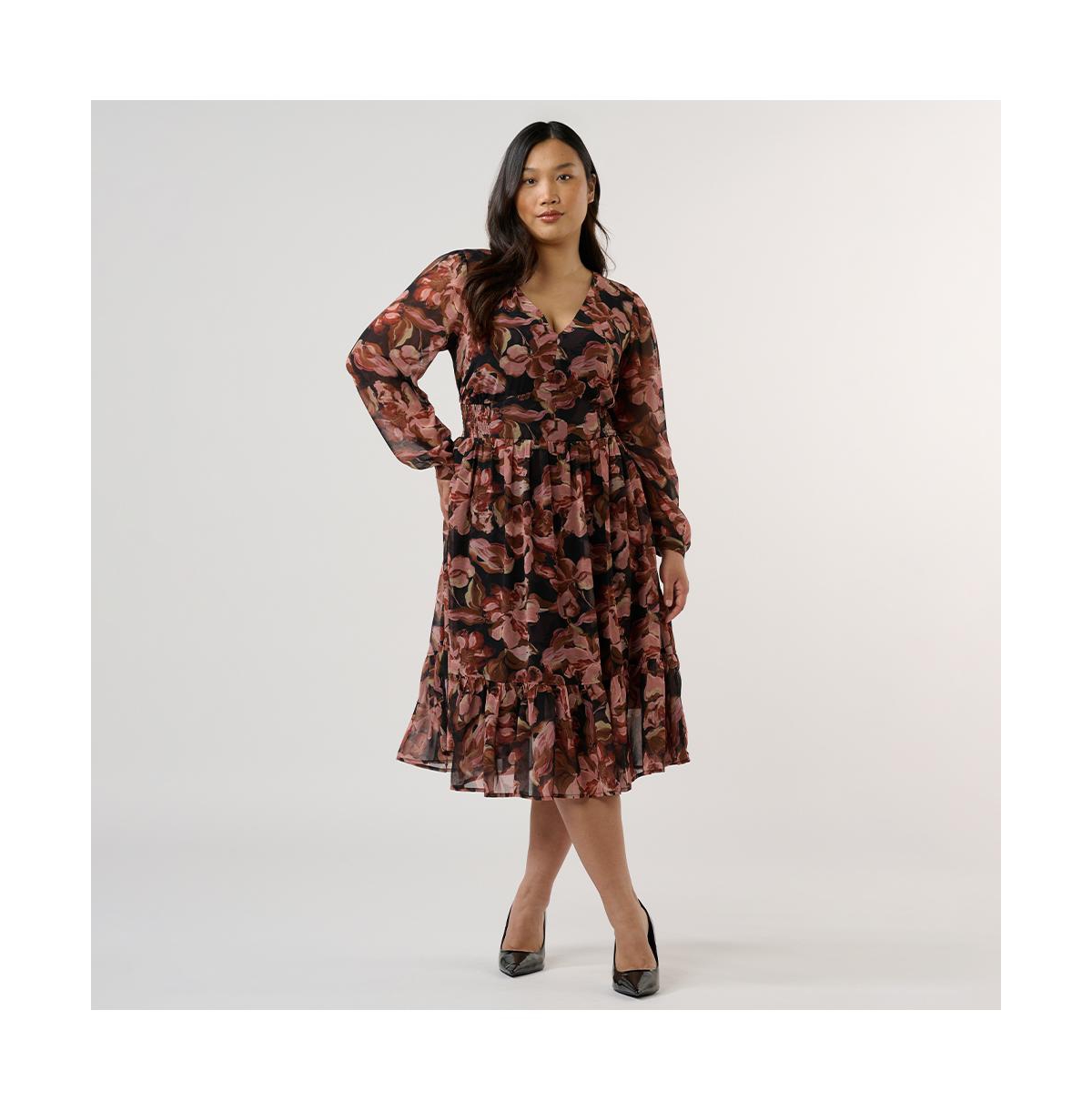 Click here for Estelle Plus Size Natalia Dress prices