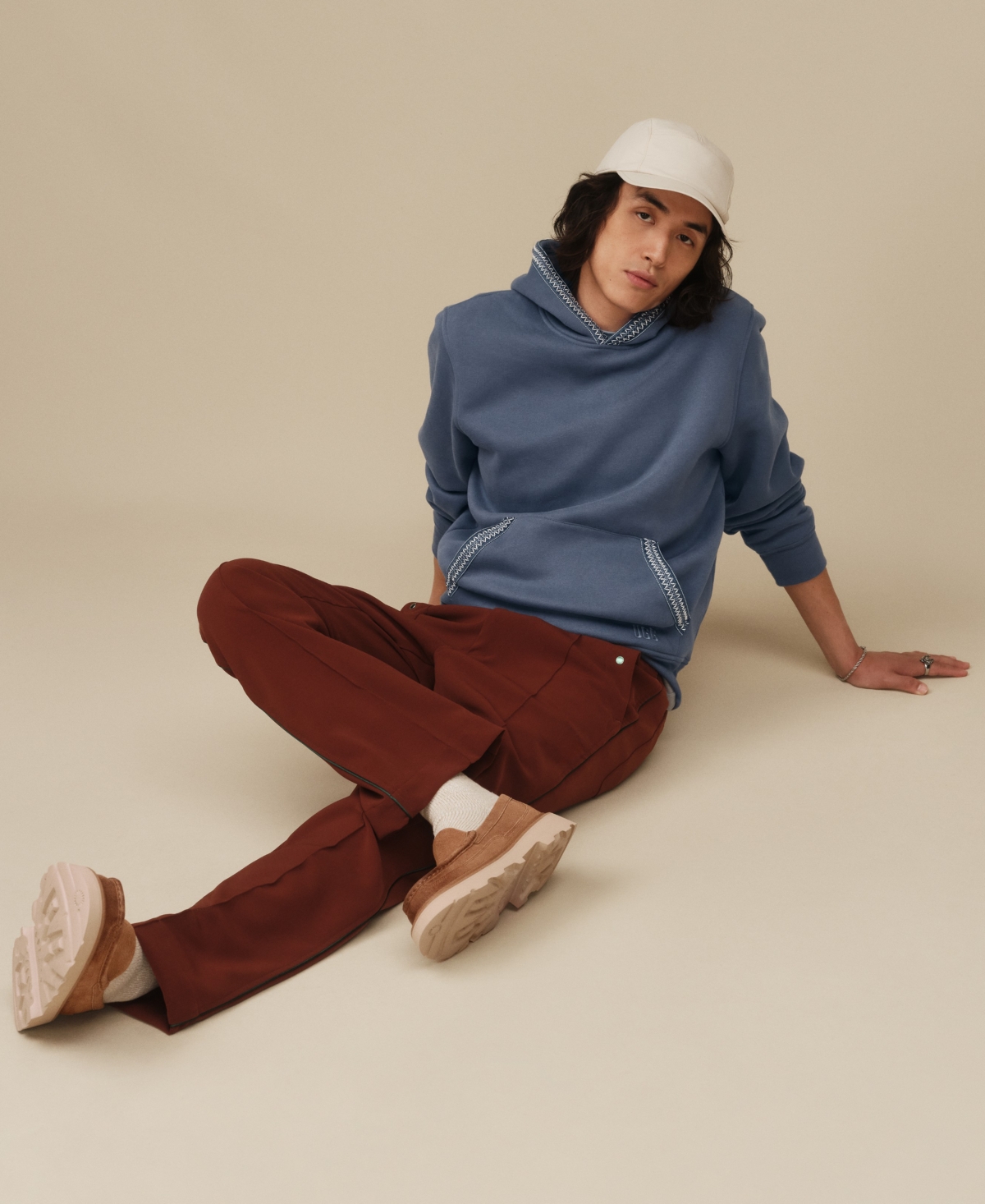 Click here for Ugg Mens Tasman Long Sleeves Hoodie - Dark Wave prices