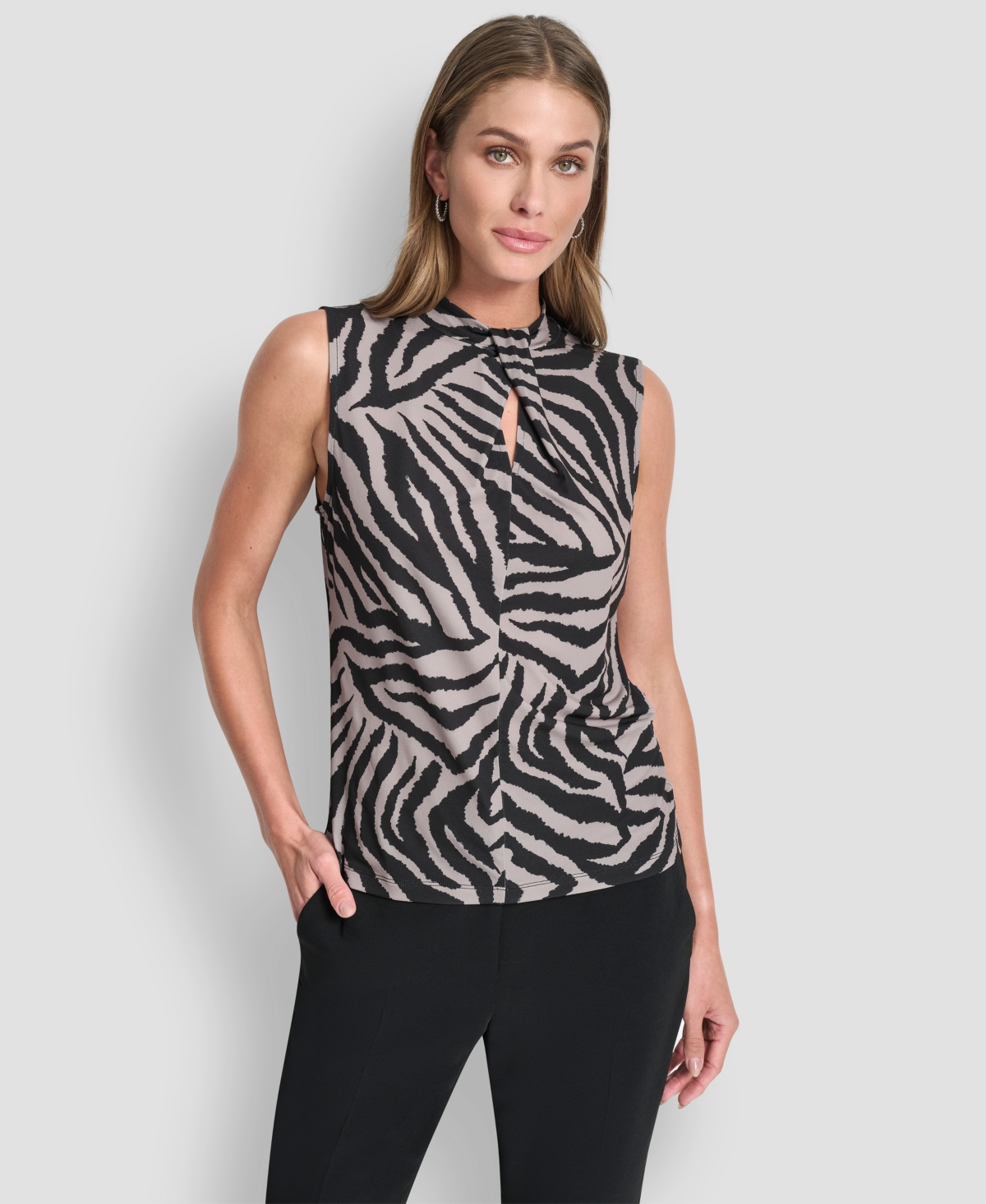 Click here for Dkny Womens Sleeveless Mock Neck Top - Black/Tan prices