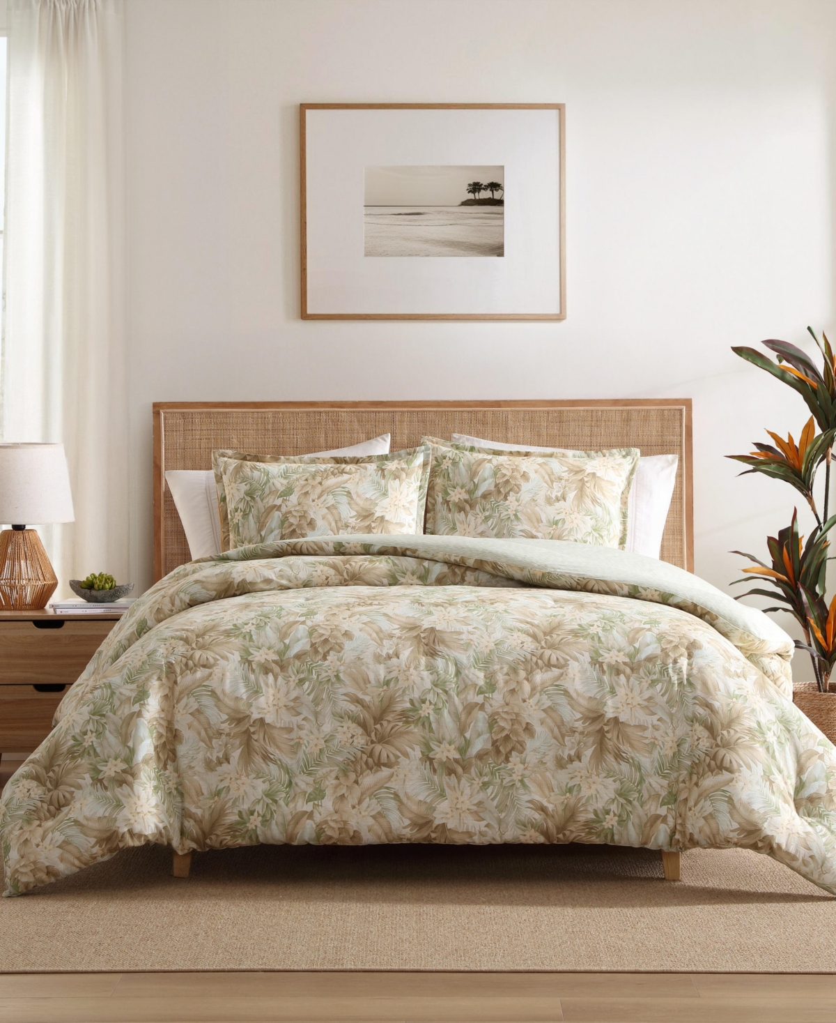 Click here for Tommy Bahama Palm Paradise 3-Pc. Comforter Set  Ki... prices
