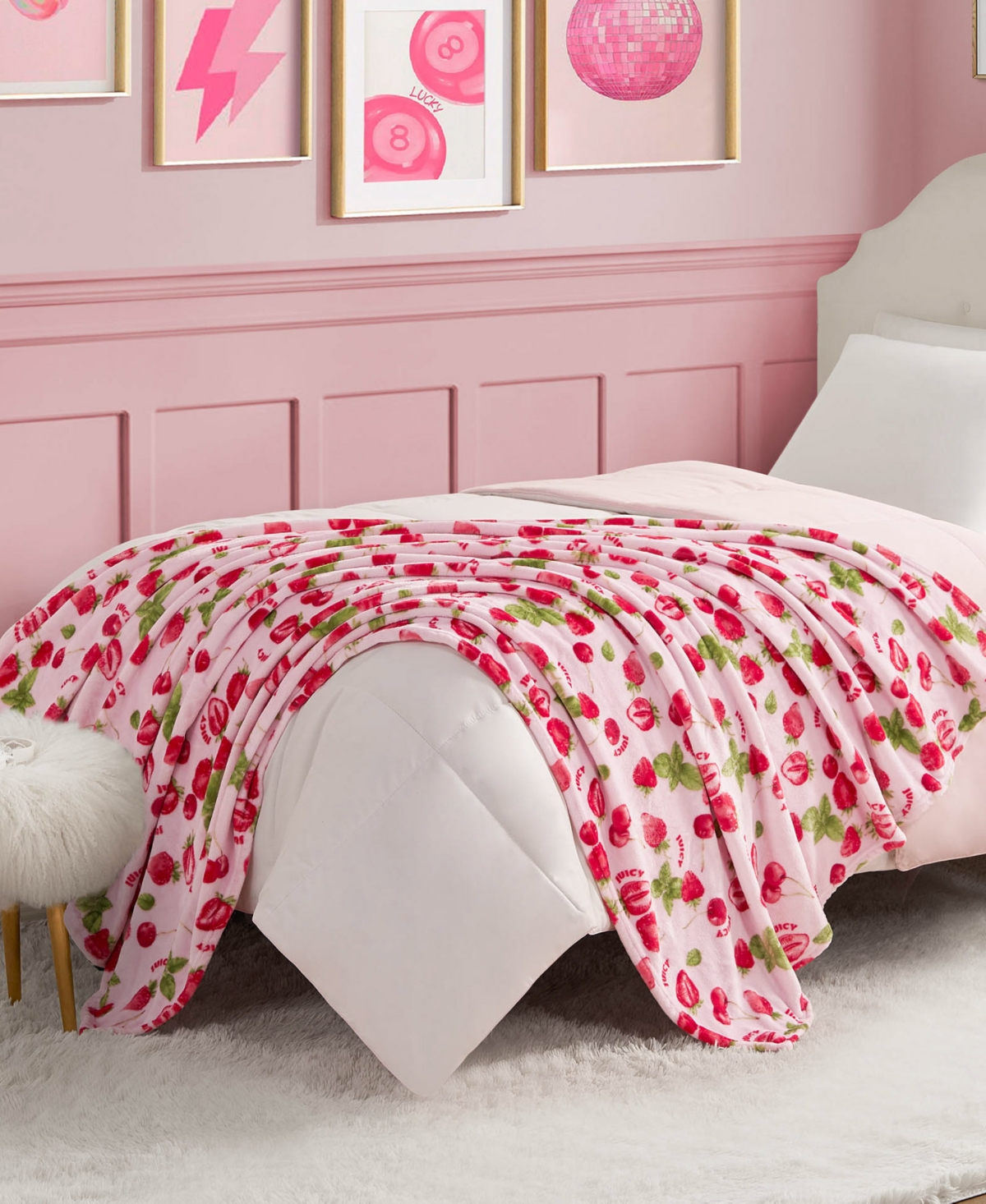 Click here for Juicy Couture Plush Throw  50 x 70 - Berry Happy prices