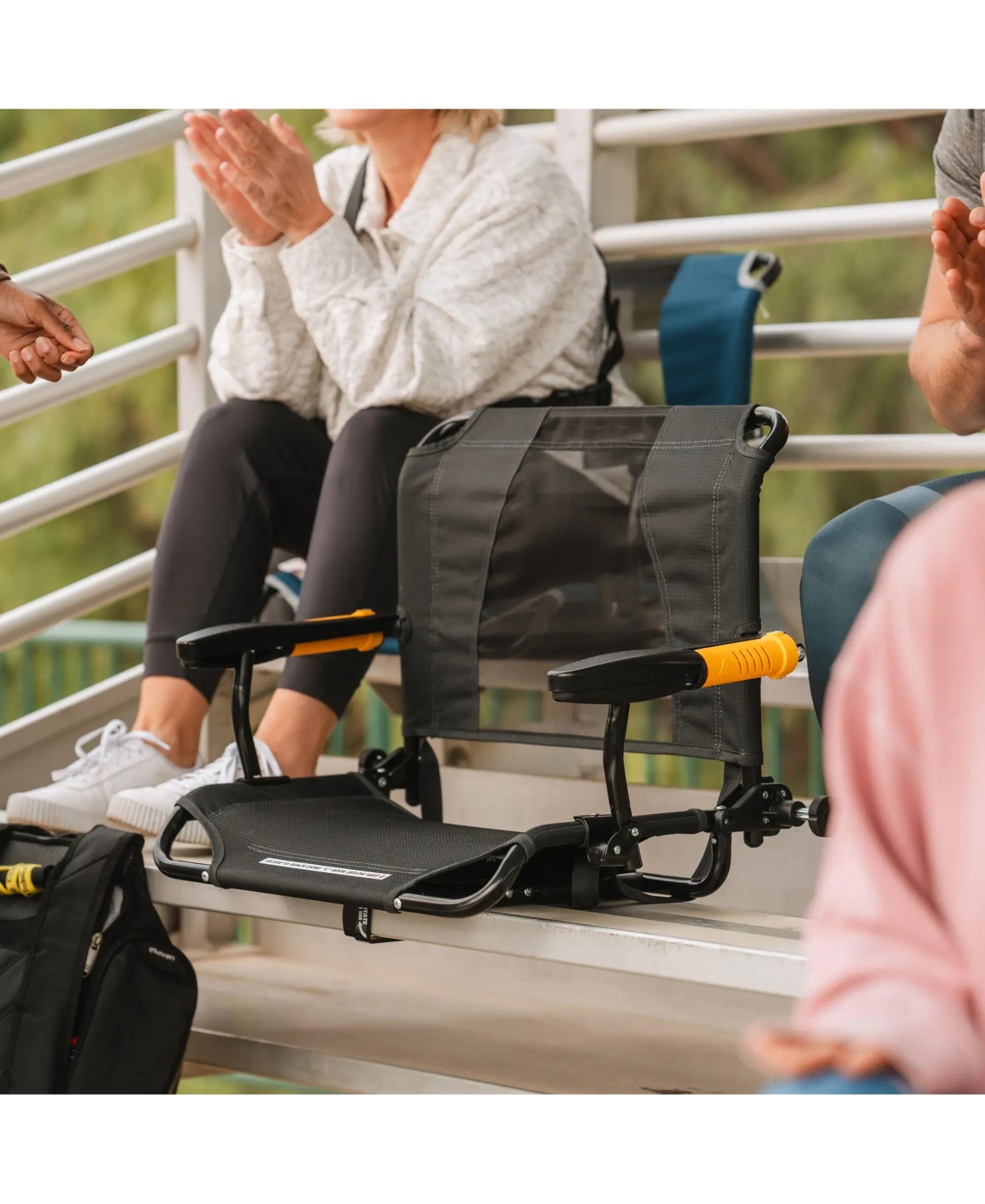 Click here for Gci Stadium Rock-cliner - Dark Charcoal prices