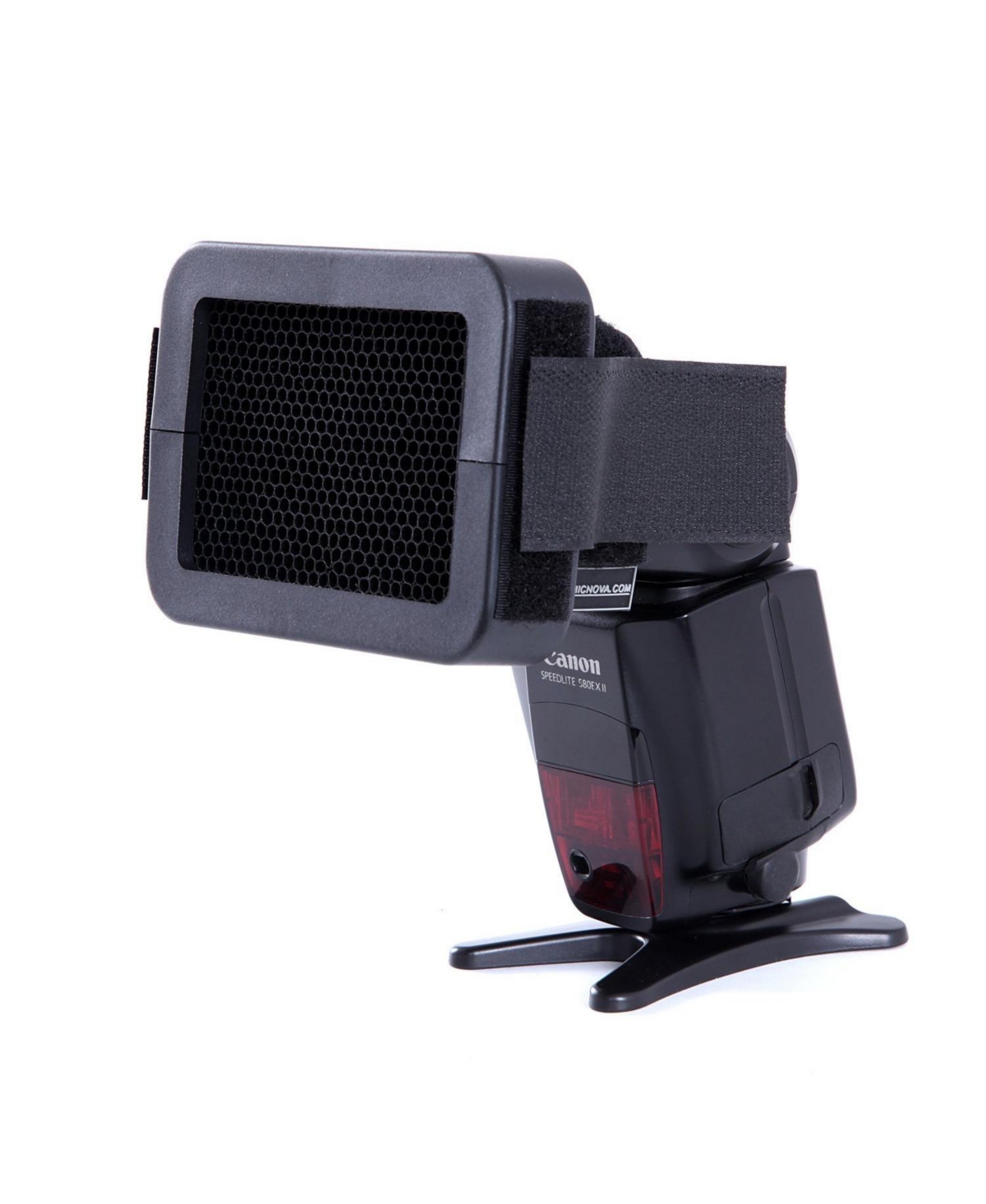 Click here for Movo 1/8 Honeycomb Quick Grid Camera Flash Attachm... prices