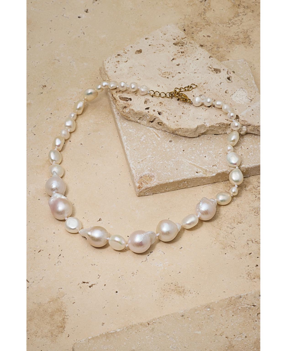 Click here for Untamed Petals Brit Necklace - Gold prices