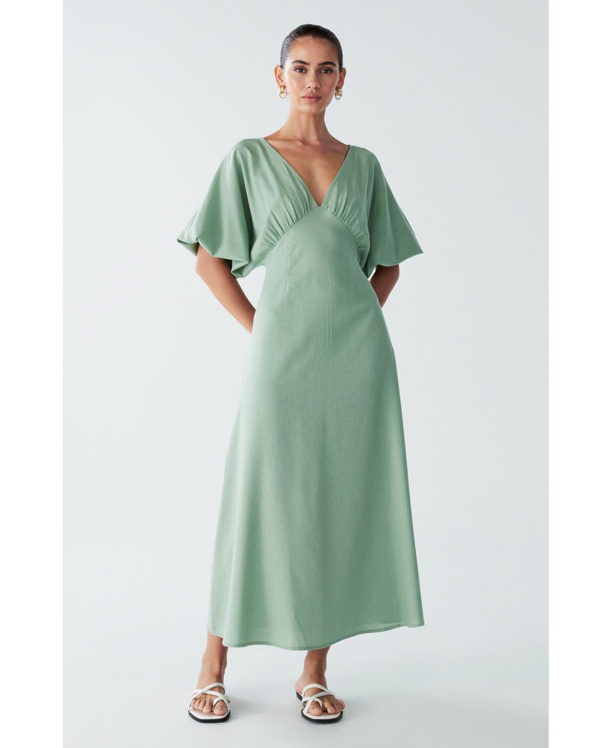Click here for St Mrlo Womens Palm Midi Dress - Sage green prices