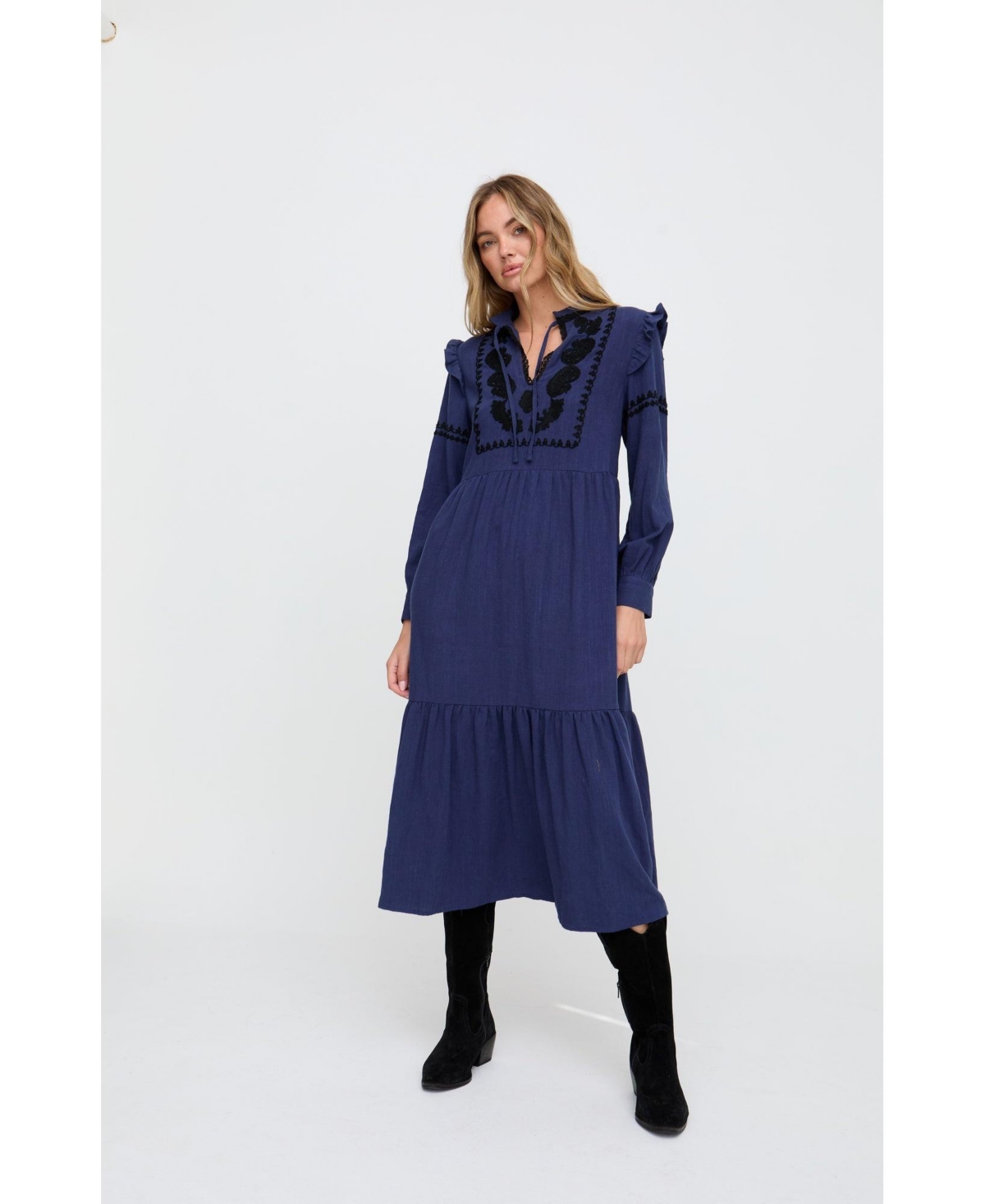Click here for Raffya Womens Lulu Embroidered Maxi Dress - Navy prices