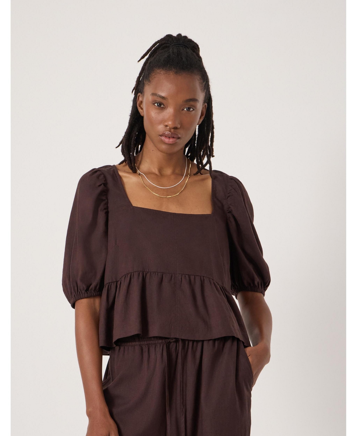 Click here for Hush Womens Alva Puff Sleeve Linen Beach Top - Dar... prices