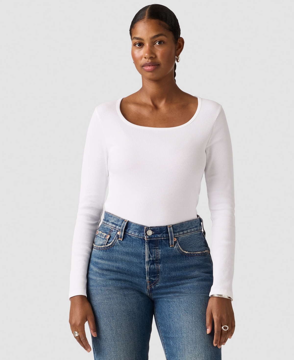 Click here for Levis Juniors Essential Scoop Neck T-Shirt - Brigh... prices