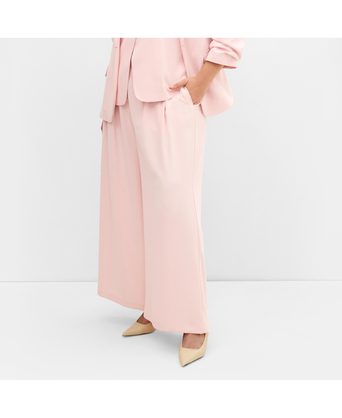 Click here for City Chic Womens Plus Size Abbie Fully Lined Wide... prices